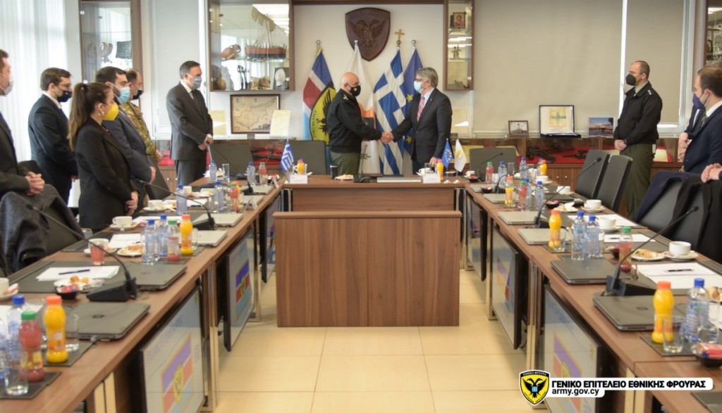 Εθνική Φρουρά: Οι Υποψήφιοι Ακόλουθοι Πρεσβείας από την Ελλάδα στο ...