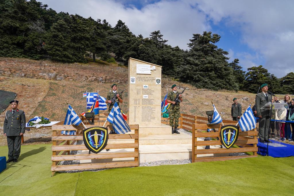 Αποκαλυπτήρια Μνημείου Πεσόντων Αξιωματικών και Οπλιτών των Ενόπλων ...