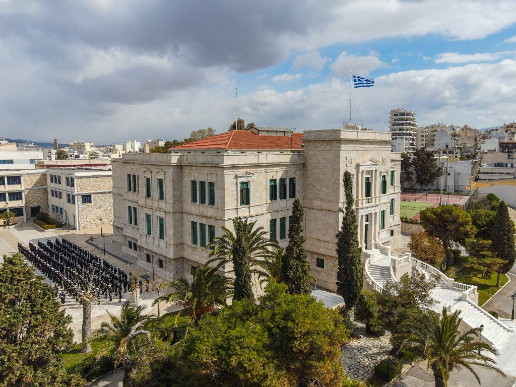 Πολεμικό Ναυτικό: Σήμερα αποχαιρέτισαν την 19χρονη Δόκιμο Θάλεια ...
