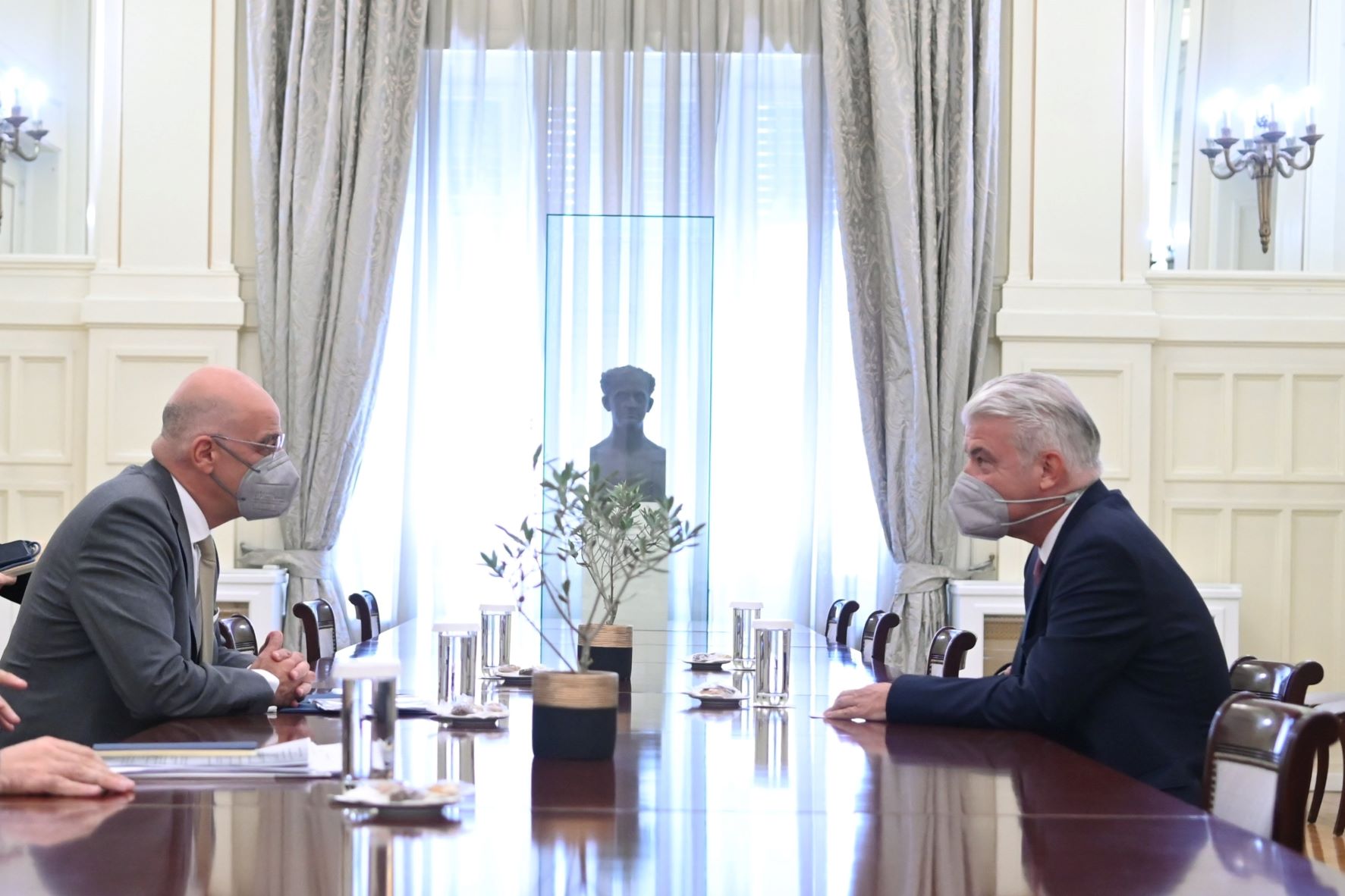 Ανατολική Μεσόγειος και Λιβύη Στο επίκεντρο της συνάντησης Νίκου Δένδια ...