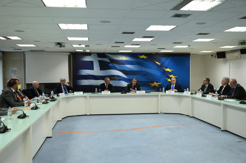 Μνημόνιο συνεργασίας μεταξύ ΕΑΒ και τεσσάρων ελληνικών πανεπιστημίων ...
