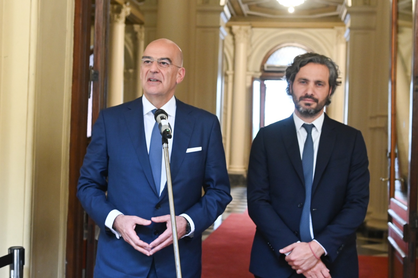 Δένδιας: Η Ελλάδα με όσες δυνατότητες έχει θα συνεχίσει να βοηθά τα ...