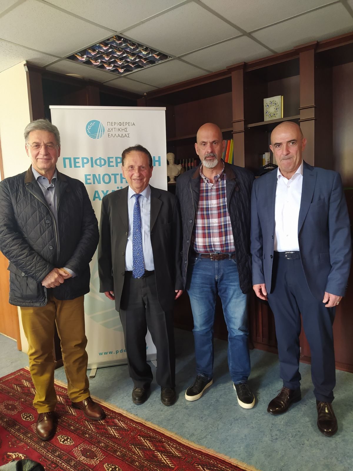 Οι Πρόεδροι των Ενώσεων Αποστράτων Αξιωματικών Αχαϊας στην Περιφέρεια ...