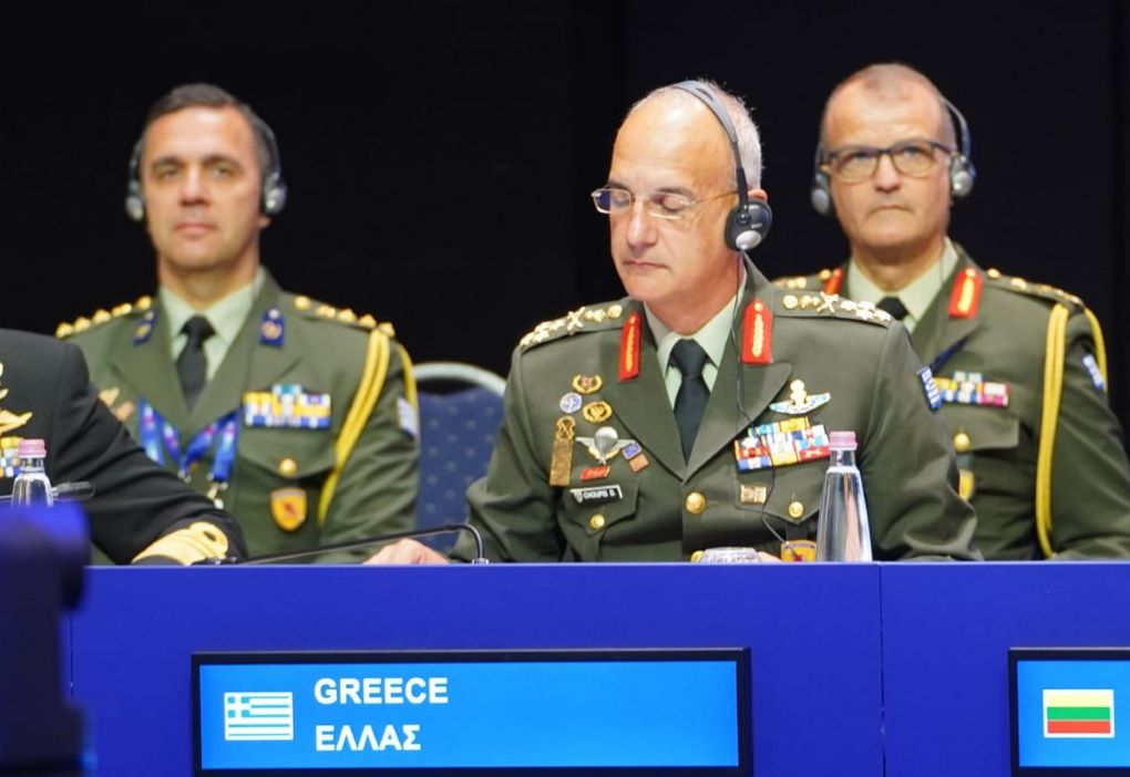 Ο Α/ΓΕΕΘΑ Δημήτρης Χούπης συμμετείχε στη Σύνοδο της Στρατιωτικής ...